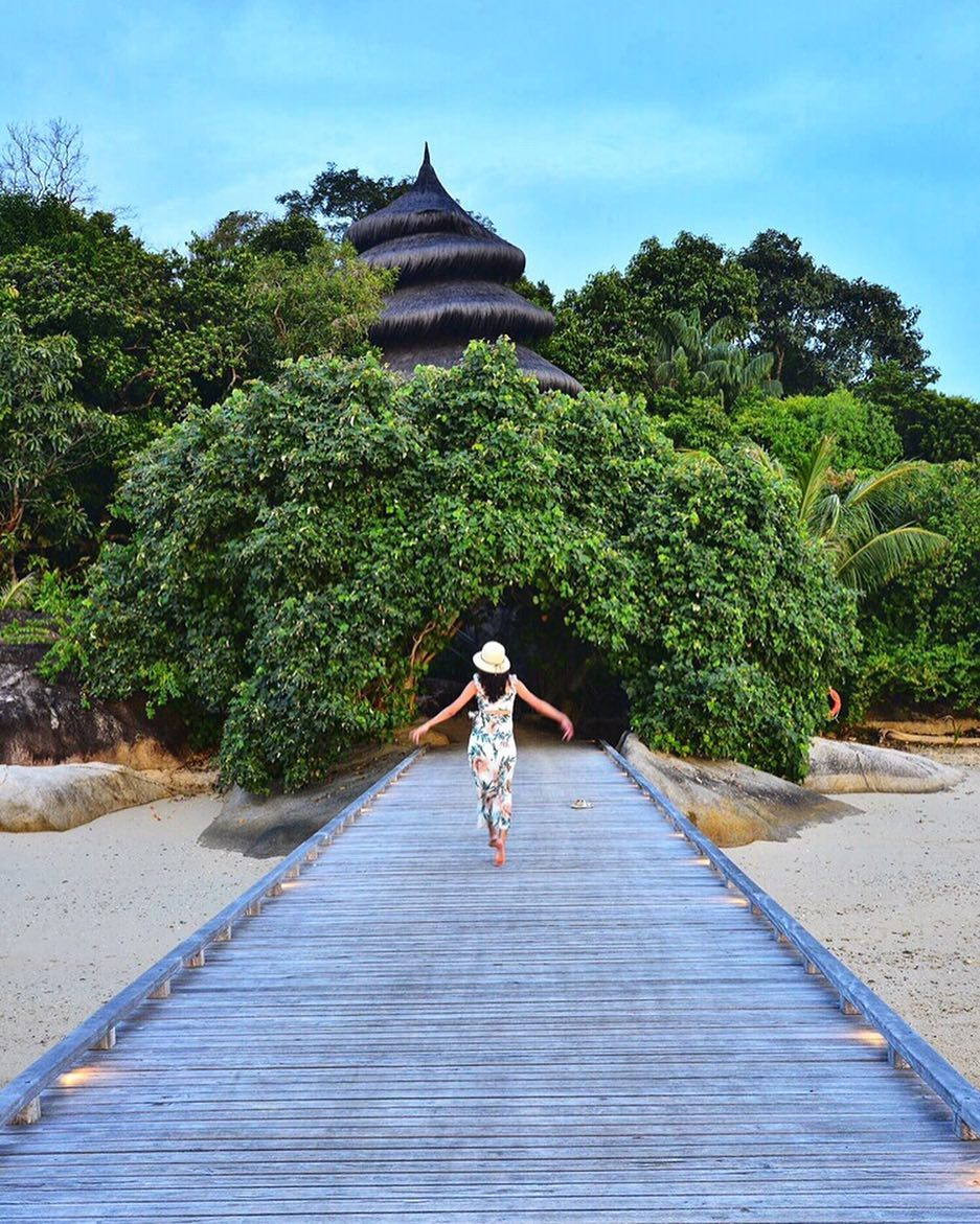 9 Breathtaking Indonesian Private Islands You Can Rent From $450/Night