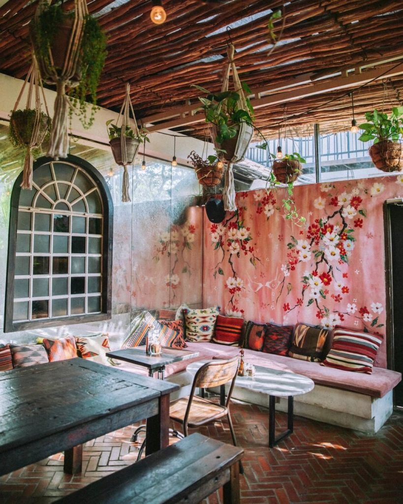 8 Seminyak Restaurants, Cafes & Bars To Visit On Your Next Bali Trip