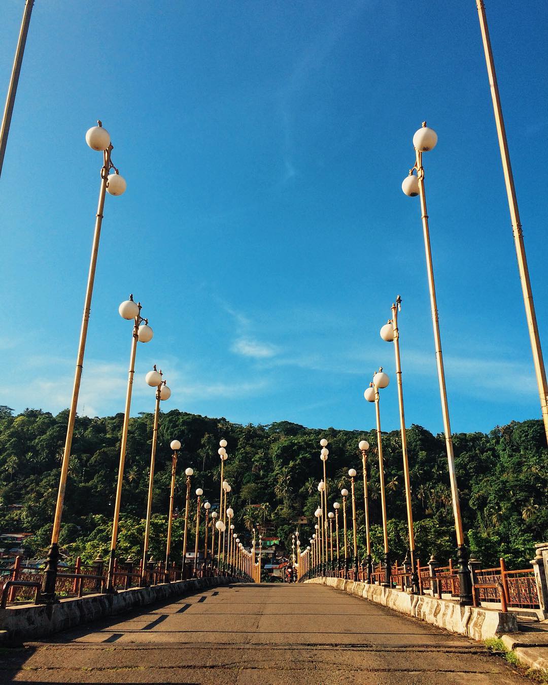 8 Padang Attractions To Visit, Including Beaches, The Grand Mosque ...