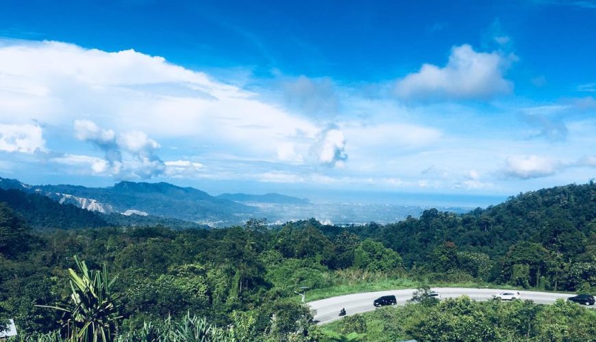 8 Padang Attractions To Visit, Including Beaches, The Grand Mosque ...