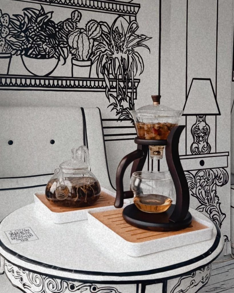 2D Coffee & Tea Opens In Pantai Indah Kapuk With Monochromatic Decor