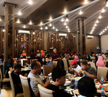 8 Jakarta Family Restaurants With Enough Room For Gatherings