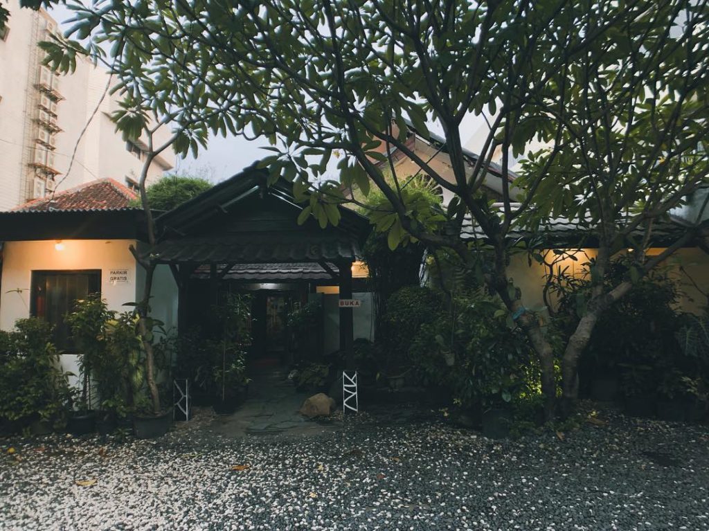 8 Historic Restaurants In Jakarta With Age-Old Recipes