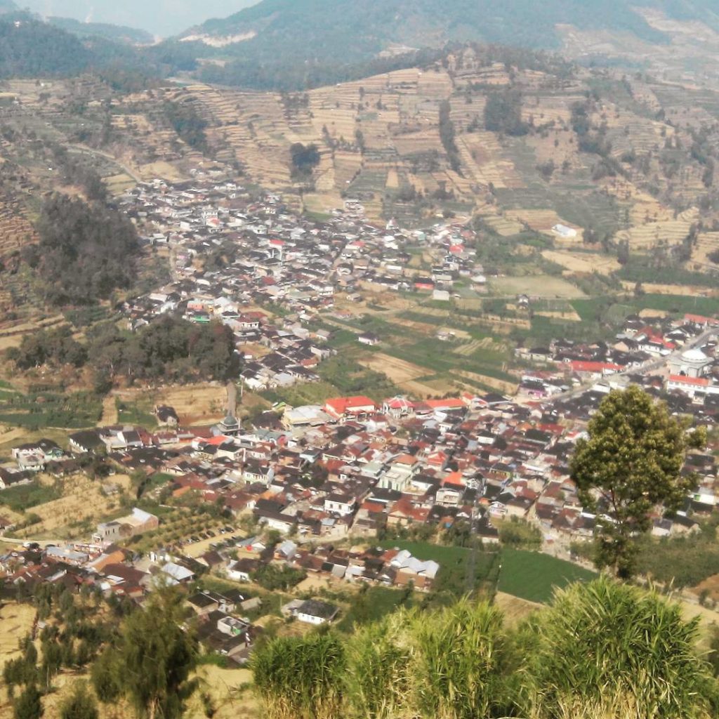 Dieng: A Peaceful Central Java Mountain Retreat With Cool Weather